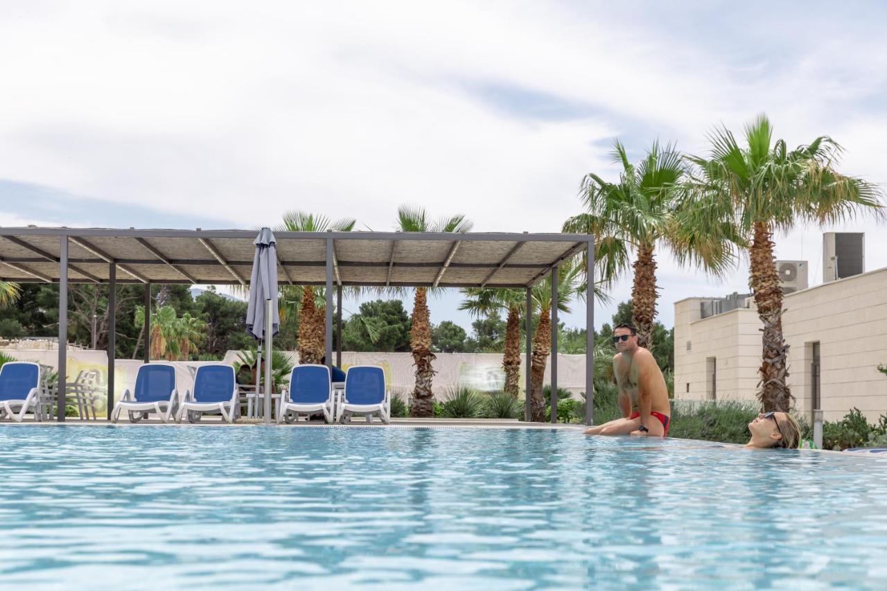 Aparthotel Romana Beach Makarska, Croatia - book now, 2026 prices